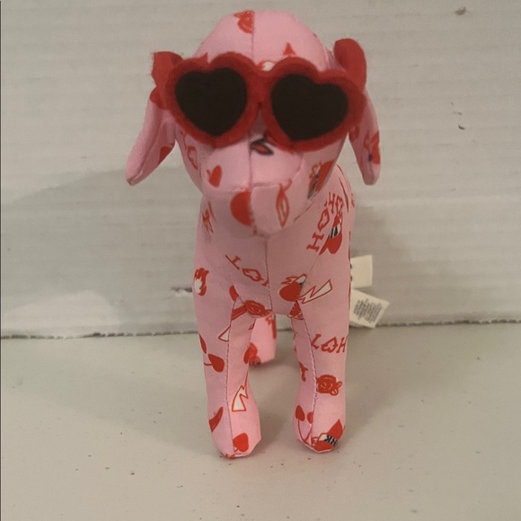 PINK Victoria's Secret | Toys | Nwt Pink Victorias Secret Heart ...